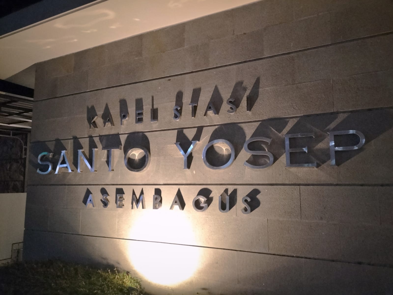 Gereja Katolik Santo Yosep Asembagus